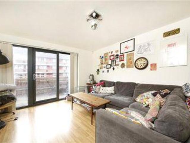 3 Bedrooms Flat for rent in Emerald Apartments, Homerton, London E9
