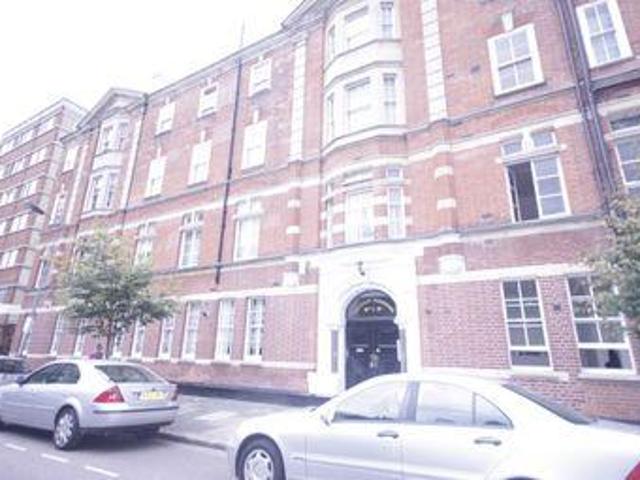 3 Bedrooms Flat for rent in Edith Villas, West Kensington, London W14