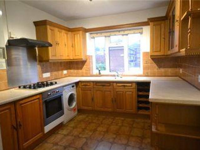 3 Bedrooms Flat for rent in Elmshurst Crescent, London N2
