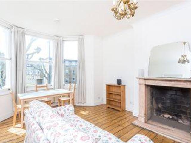 3 Bedrooms Flat for rent in Fordwych Road, Kilburn, London NW2