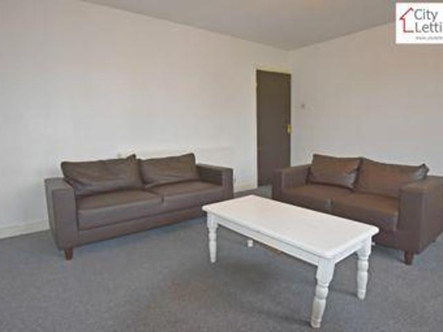 3 Bedrooms Flat for rent in Forest Road West, Nottingham NG7