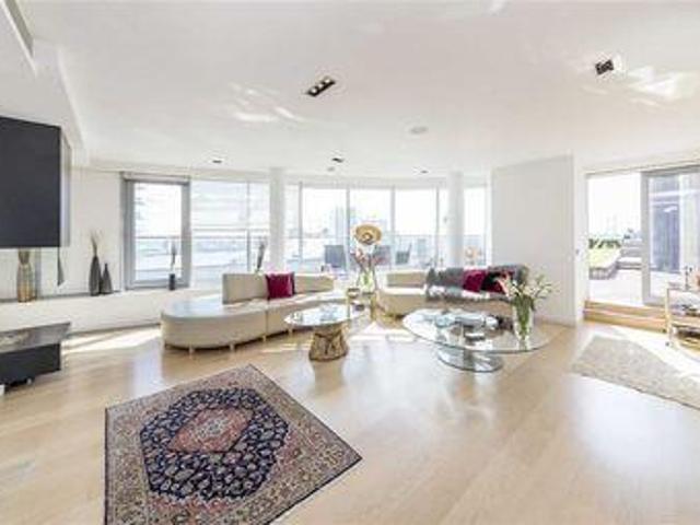 3 Bedrooms Flat for rent in Fairmont Avenue, London E14