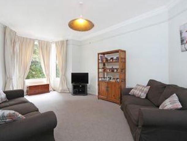 3 Bedrooms Flat for rent in Fairlawn Court, Chiswick W4