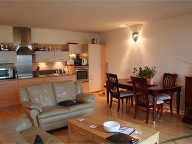 3 Bedrooms Flat for rent in Farnsworth Court, Greenwich, London SE10