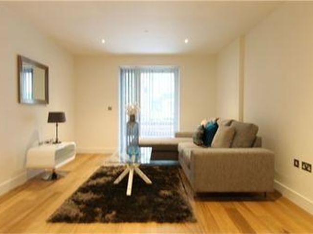 3 Bedrooms Flat for rent in Fenn Mansions, 20 Love Lane, London SE18