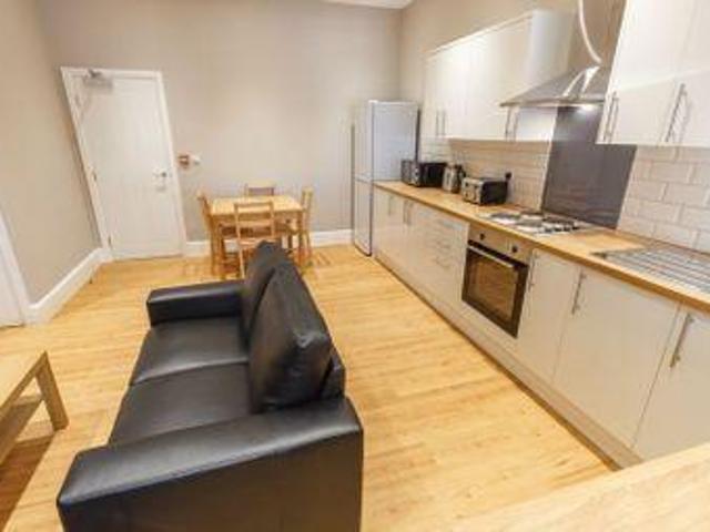 3 Bedrooms Flat for rent in Ferdinand Street, London NW1