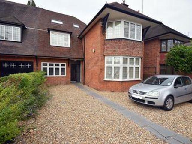 3 Bedrooms Flat for rent in Finchley Road, Golders Green NW11
