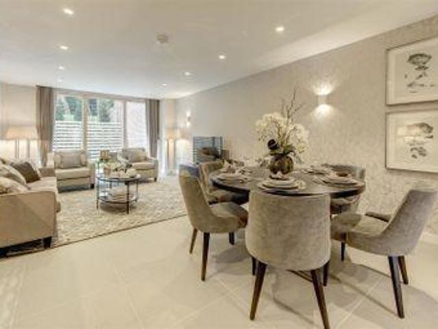 3 Bedrooms Flat for rent in Finchley Road, Golders Green NW11