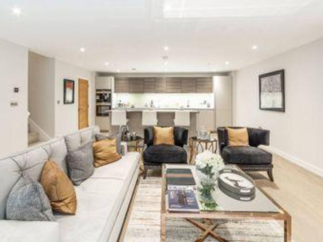 3 Bedrooms Flat for rent in Finchley Road, Hampstead, London NW3