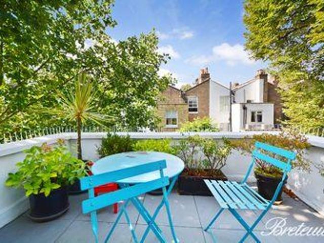 3 Bedrooms Flat for rent in Finborough Road, London SW10