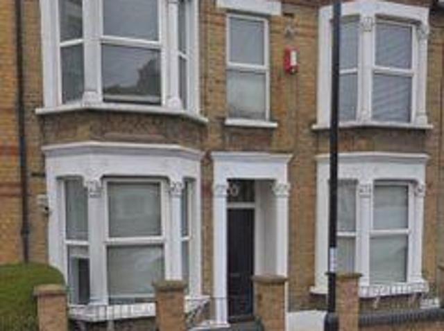 3 Bedrooms Flat for rent in Finland Road, Brockley SE4