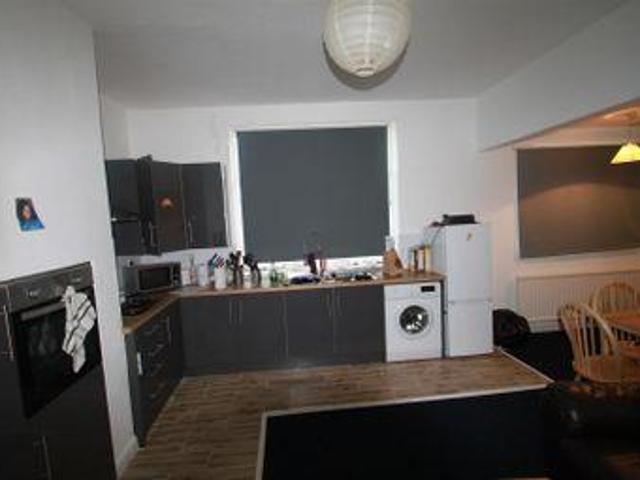 3 Bedrooms Flat for rent in Flat B, 301 Upperthorpe, Crookesmoor, Sheffield S6