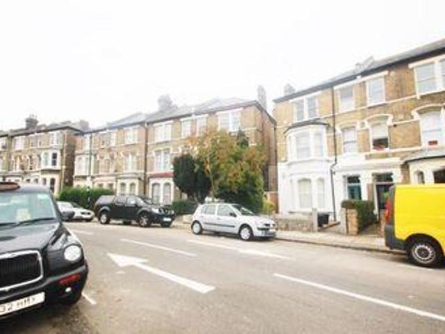 3 Bedrooms Flat for rent in Freegrove Road, Caledonian Road N7