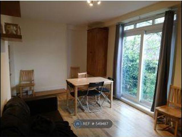 3 Bedrooms Flat for rent in Freeling House, London NW8