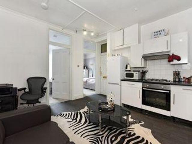 3 Bedrooms Flat for rent in Fulham High Street, Fulham SW6