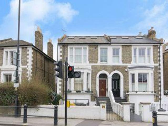 3 Bedrooms Flat for rent in Fulham Road, Parsons Green SW6