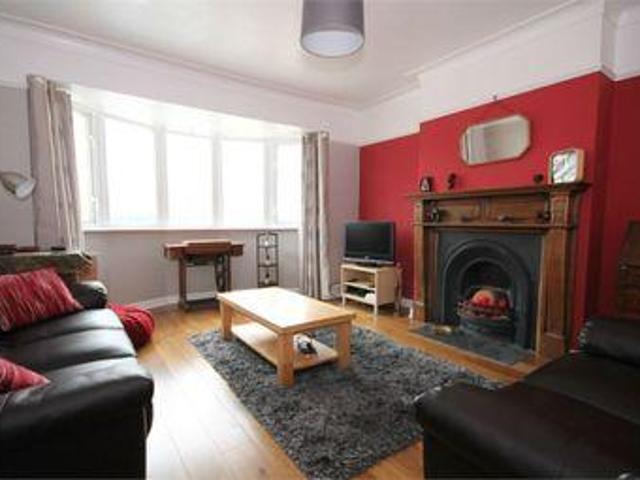 3 Bedrooms Flat for rent in Kendal Road, Dollis Hill, London NW10