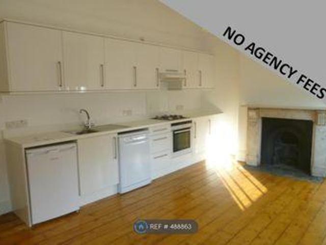 3 Bedrooms Flat for rent in Kennington Lane, London SE11