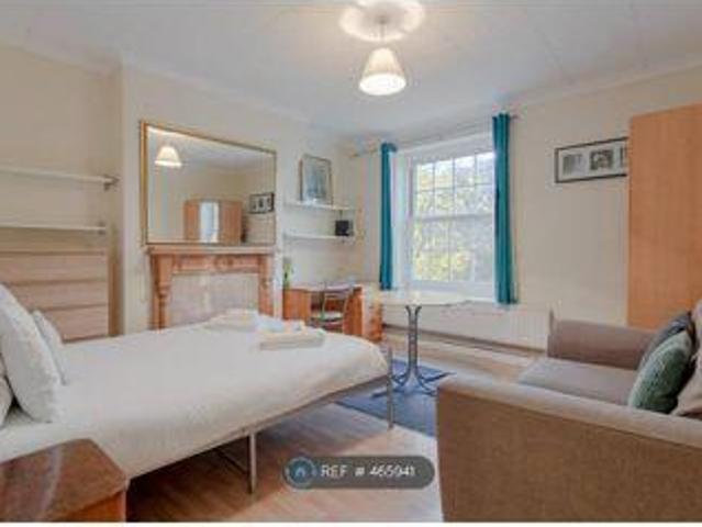 3 Bedrooms Flat for rent in Kennington Oval, London SE11