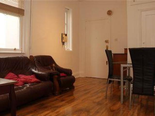 3 Bedrooms Flat for rent in Kensington Mansions, Trebovir Road, London SW5