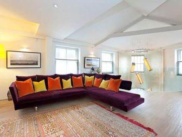 3 Bedrooms Flat for rent in Kensington Park Road, London W11