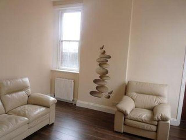 3 Bedrooms Flat for rent in Kilburn High Road, London NW6