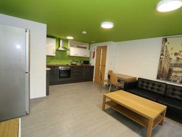 3 Bedrooms Flat for rent in King William Street, Coventry CV1