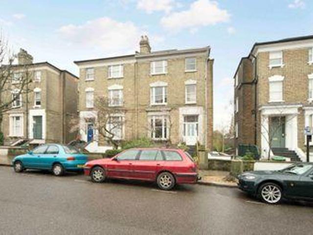 3 Bedrooms Flat for rent in King Henrys Road, Primrose Hill, London NW3