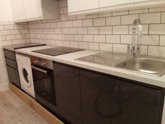 3 Bedrooms Flat for rent in Kinloss Gardens, London N3
