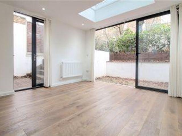 3 Bedrooms Flat for rent in Kyverdale Road, London N16