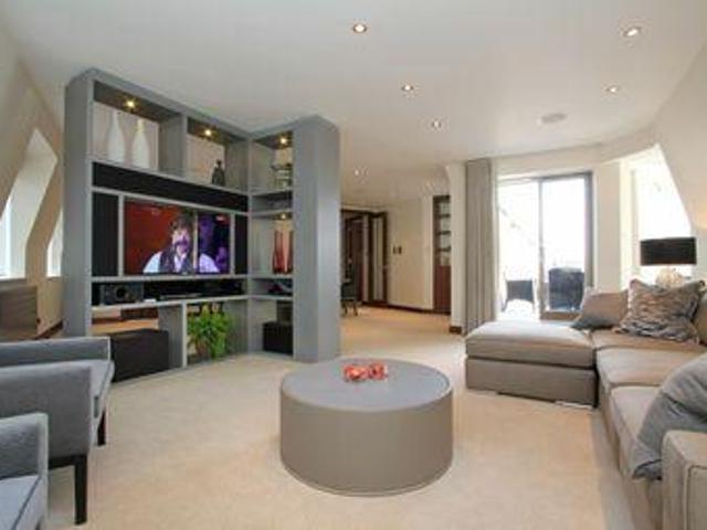 3 Bedrooms Flat for rent in Holbein Place, London SW1W