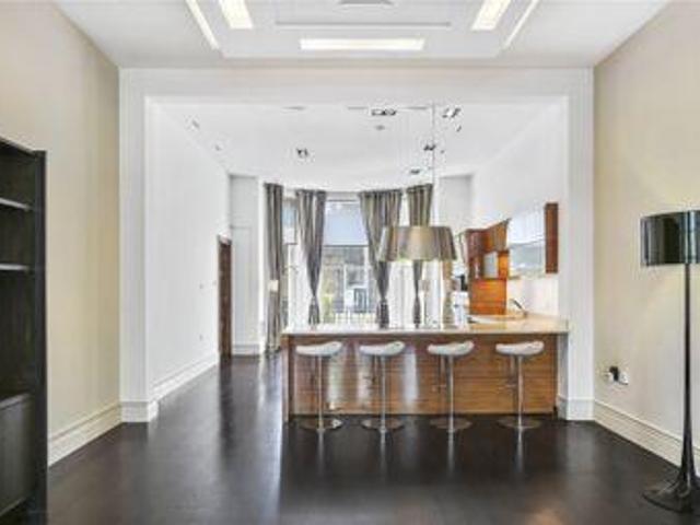 3 Bedrooms Flat for rent in Holland Park, Kensington, London W11