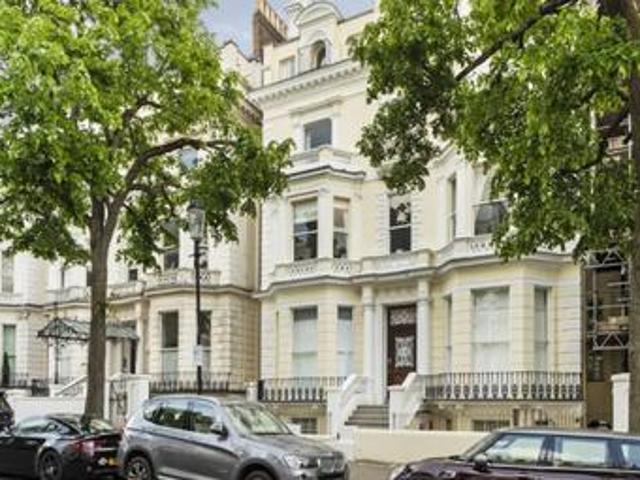 3 Bedrooms Flat for rent in Holland Park, London W11
