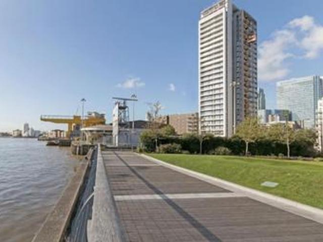 3 Bedrooms Flat for rent in Horizons Tower, Docklands E14