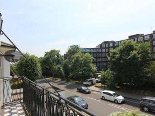 3 Bedrooms Flat for rent in Haverstock Hill, London NW3