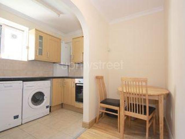 3 Bedrooms Flat for rent in Hawkshead, Stanhope Street NW1