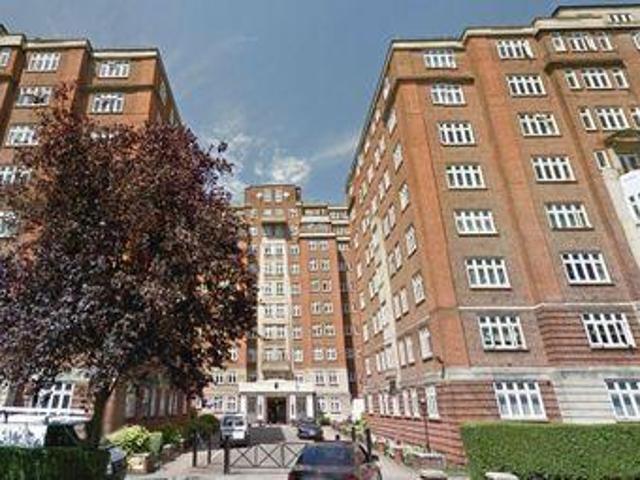 3 Bedrooms Flat for rent in Hall Road, St Johns Wood, London, England NW8
