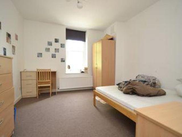 3 Bedrooms Flat for rent in Halton Road, London N1