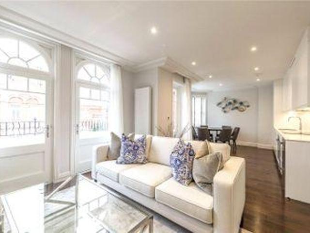 3 Bedrooms Flat for rent in Hamlet Gardens, Hammersmith, London W6