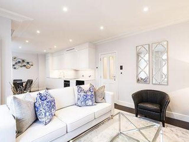 3 Bedrooms Flat for rent in Hamlet Gardens, London W6