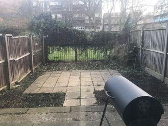 3 Bedrooms Flat for rent in Hanbury Street, Aldgate East/Brick Lane E1