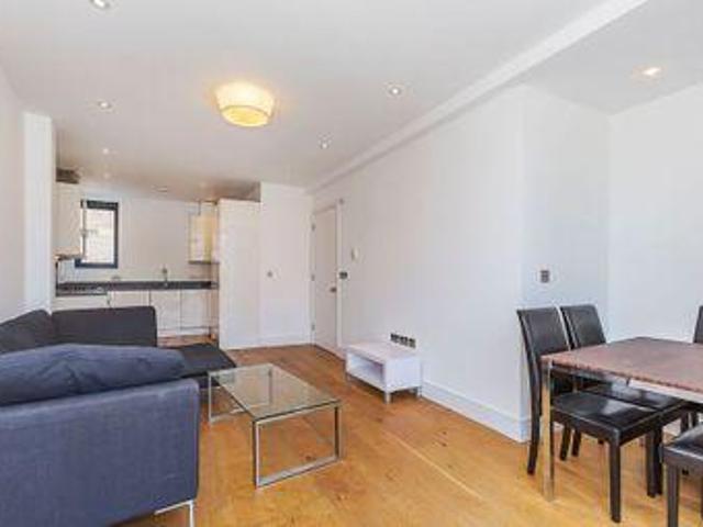 3 Bedrooms Flat for rent in Hanbury Street, Shoreditch E1