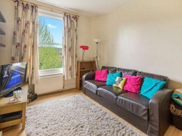 3 Bedrooms Flat for rent in Hanley Road, Fun N4