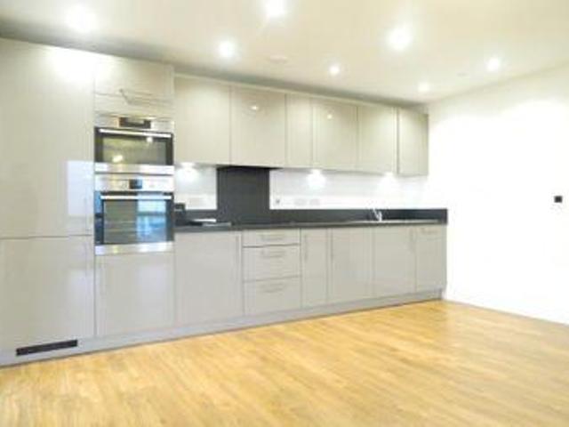 3 Bedrooms Flat for rent in Hannaford Walk, London E3