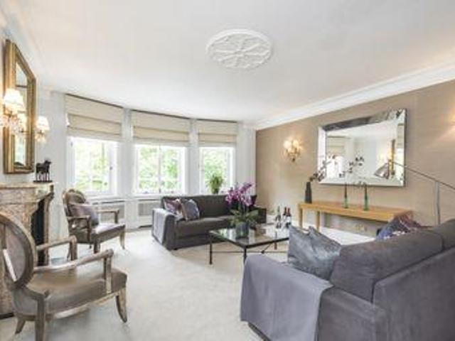 3 Bedrooms Flat for rent in Hans Place, London SW1X