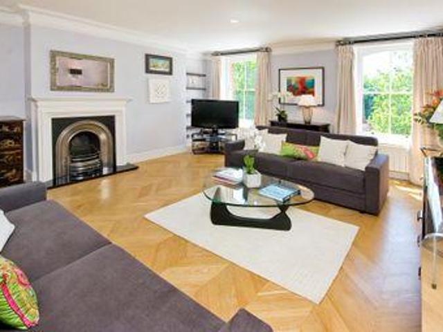 3 Bedrooms Flat for rent in Hans Place, London SW1X