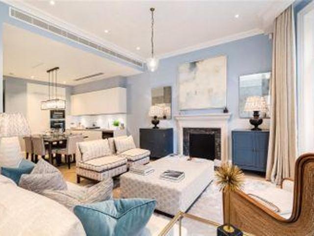 3 Bedrooms Flat for rent in Hans Road, London SW3