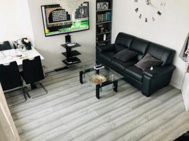 3 Bedrooms Flat for rent in Harberson Road, London E15