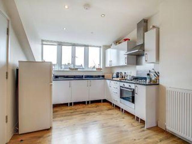 3 Bedrooms Flat for rent in Hargrave Park, London N19