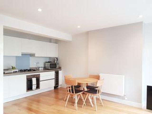 3 Bedrooms Flat for rent in Harper Building, Holloway Road N7